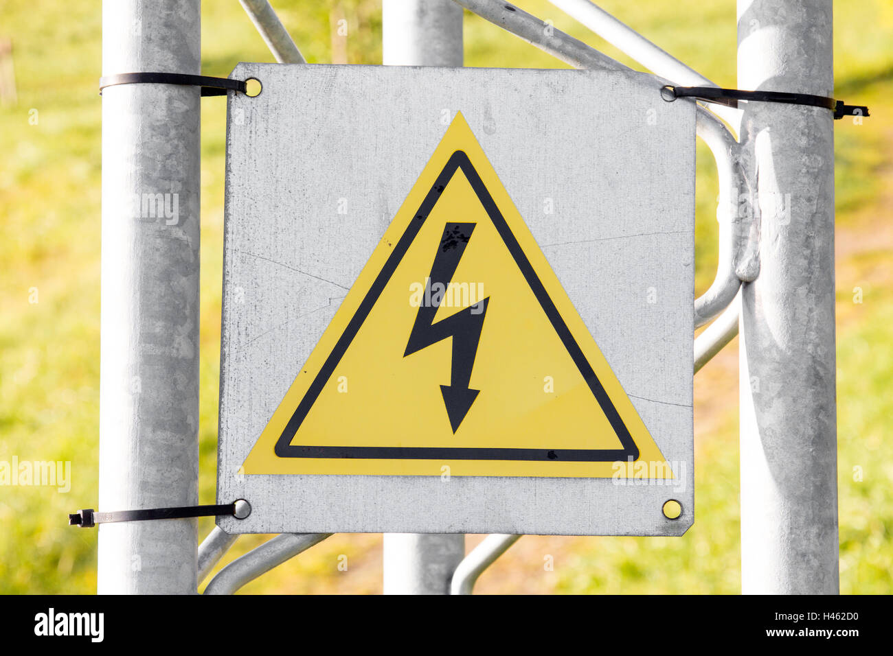 High voltage sign on transformer hi-res stock photography and images ...