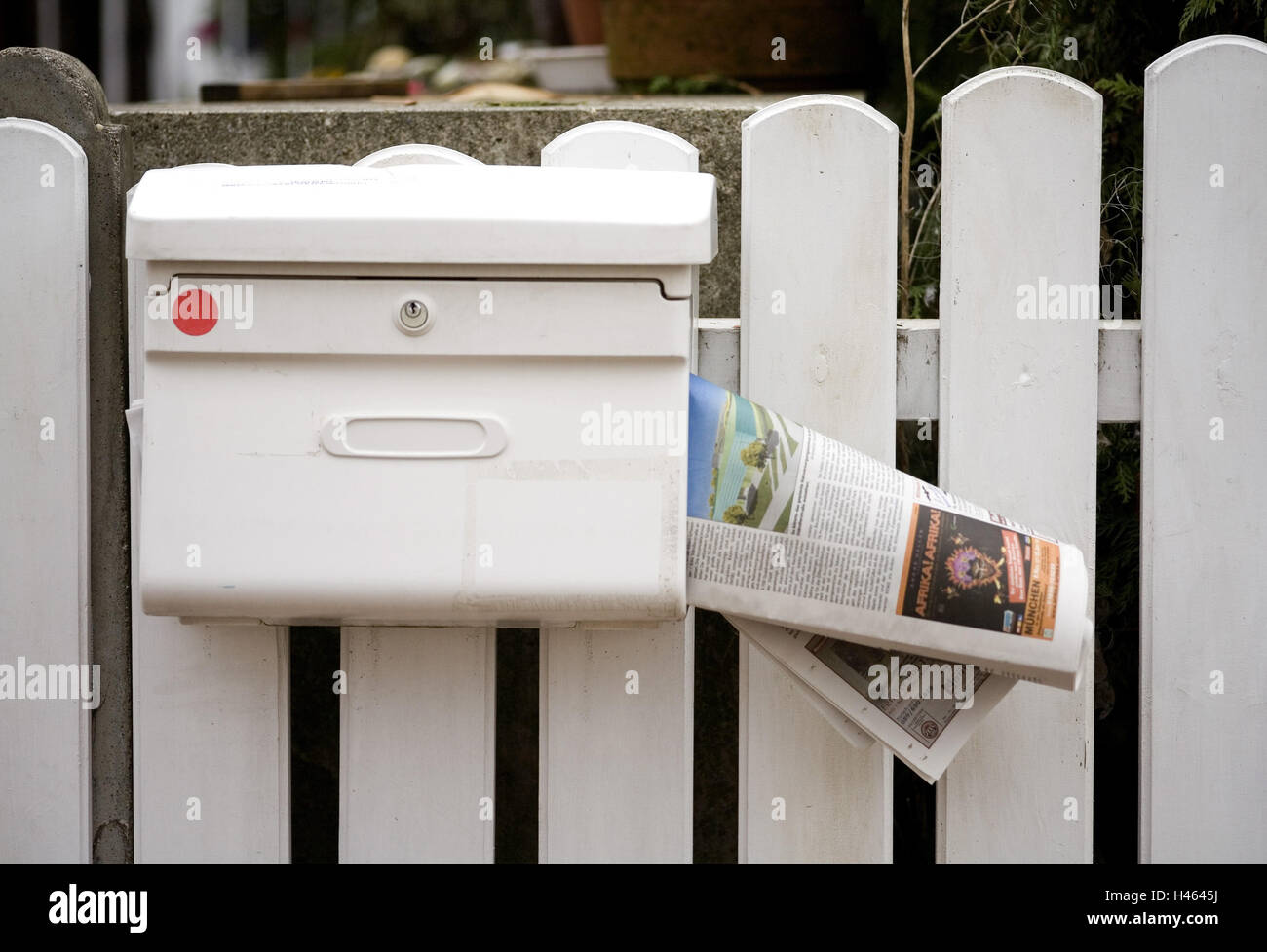 Newspaper role hi-res stock photography and images - Alamy