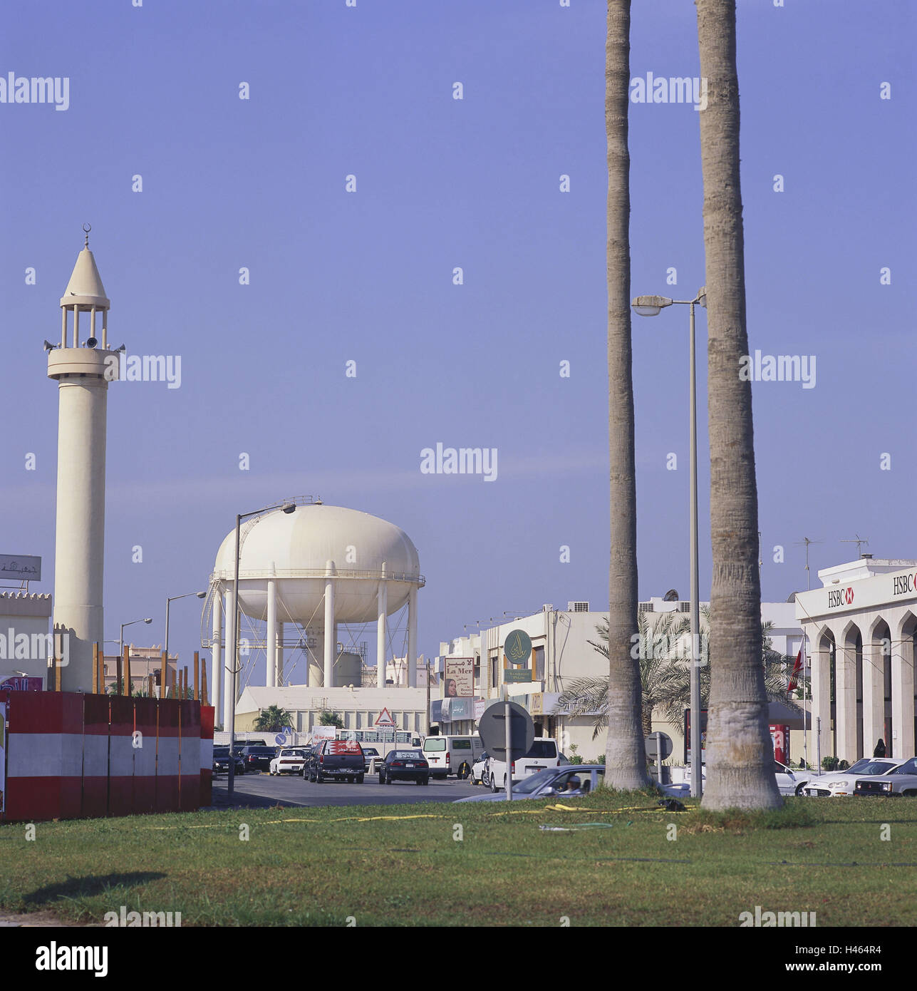 Mosque and tank hi-res stock photography and images - Alamy