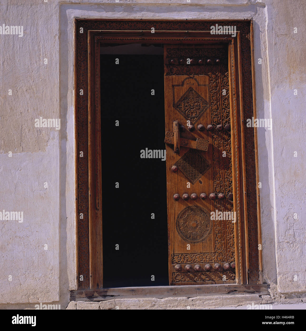 Bahrain door hi-res stock photography and images - Alamy