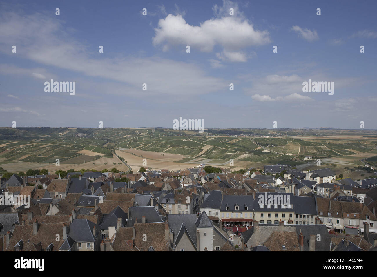 Sancerre town view vineyards hi-res stock photography and images - Alamy