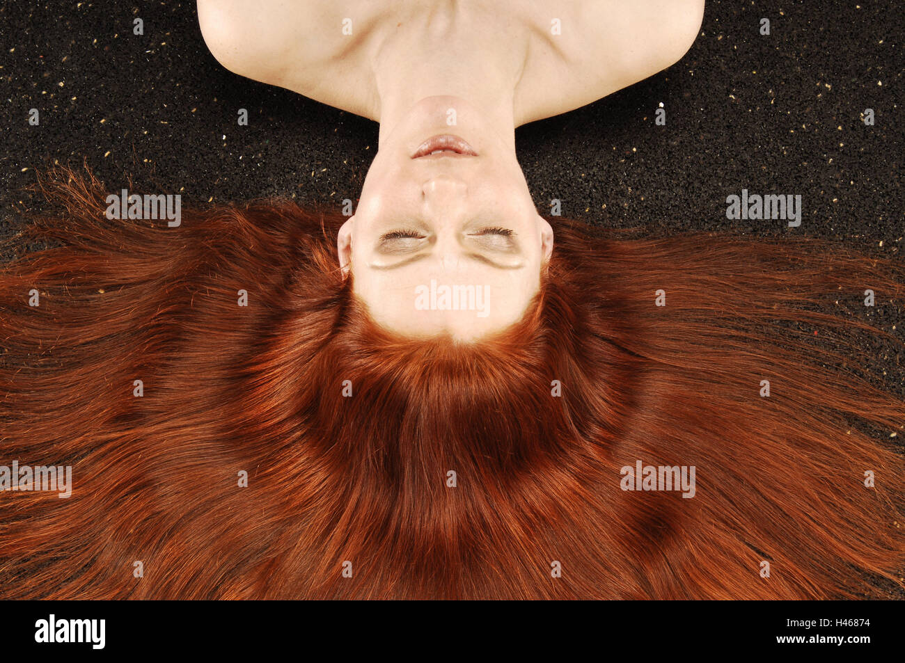 Red spread hi-res stock photography and images - Alamy