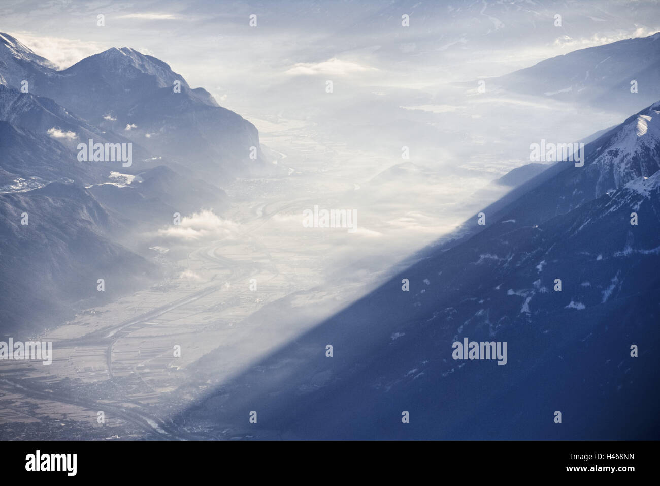 Photo of alps hi-res stock photography and images - Alamy