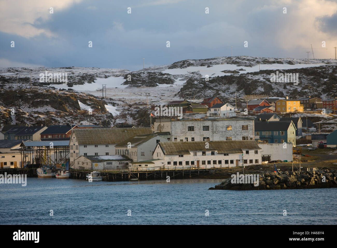 Berlevag harbour hi-res stock photography and images - Alamy