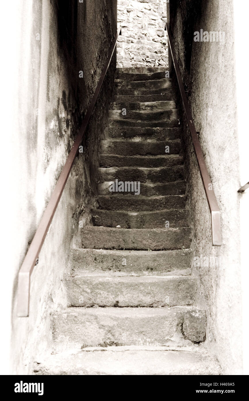 Worn stone stairs hi-res stock photography and images - Alamy