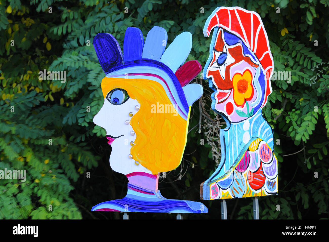 Creative heads hi-res stock photography and images - Alamy