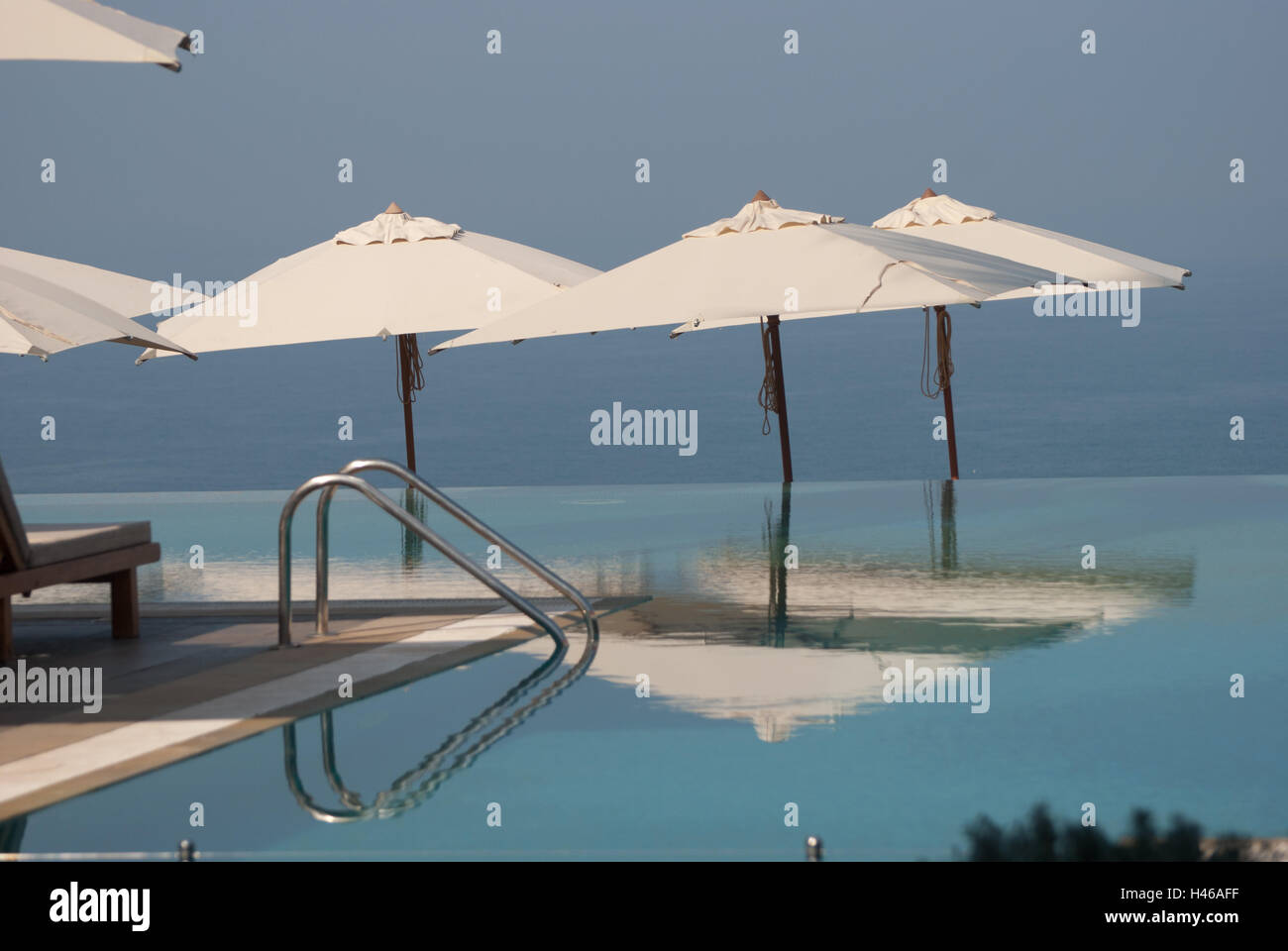 Hotel infinity pool in Kerala India Stock Photo - Alamy