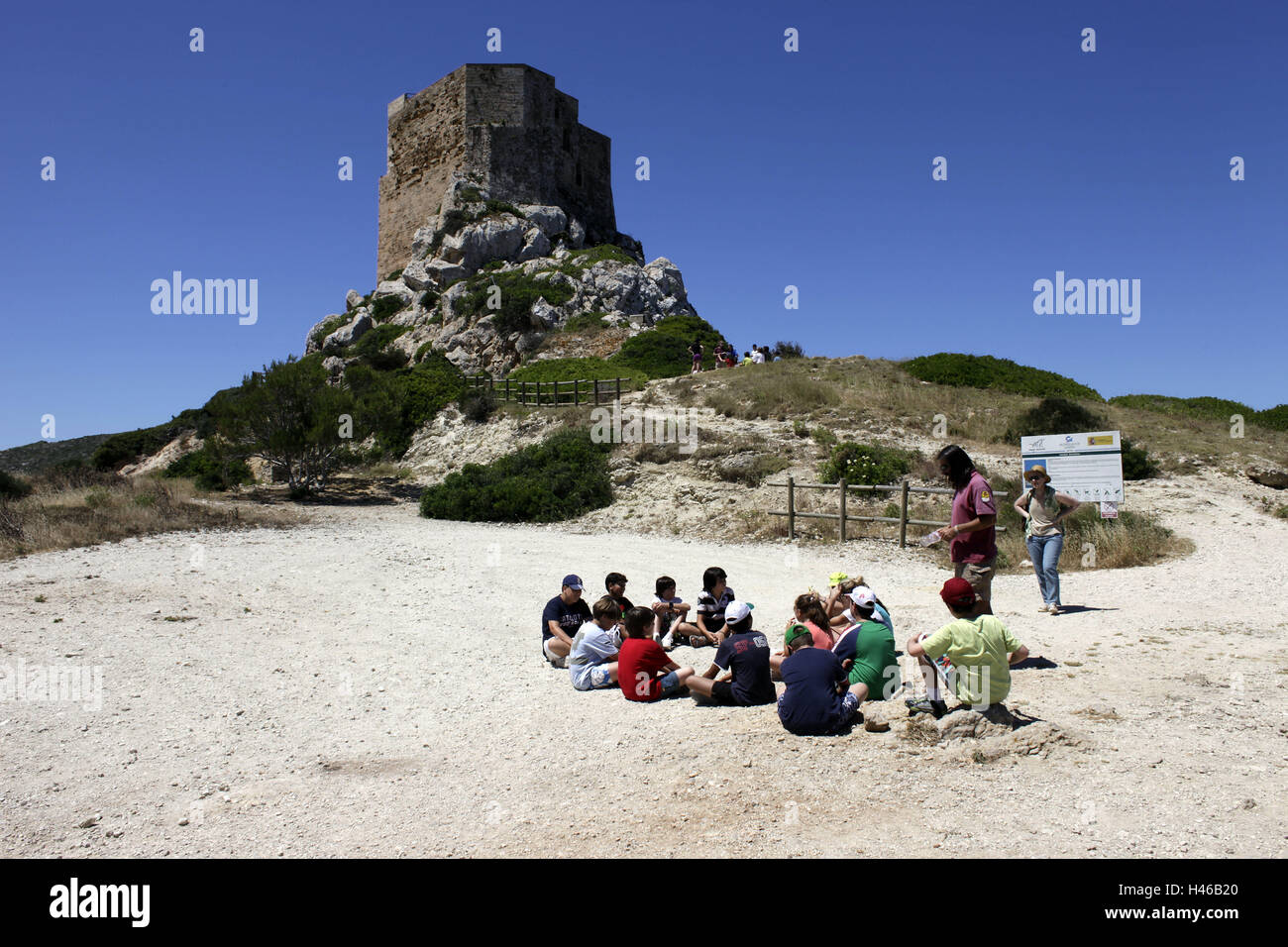 Spain, the Balearic Islands, Illa de Cabrera, ruin, school class ...