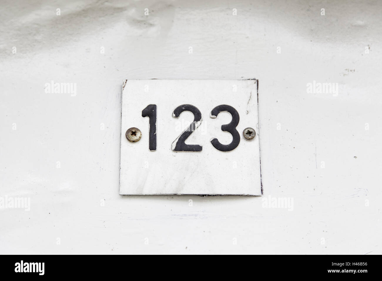 Number in street, odd number of information Stock Photo - Alamy