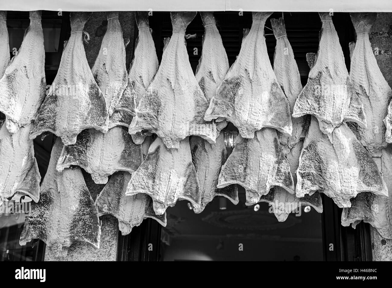 Sea food shop fish Black and White Stock Photos & Images - Alamy