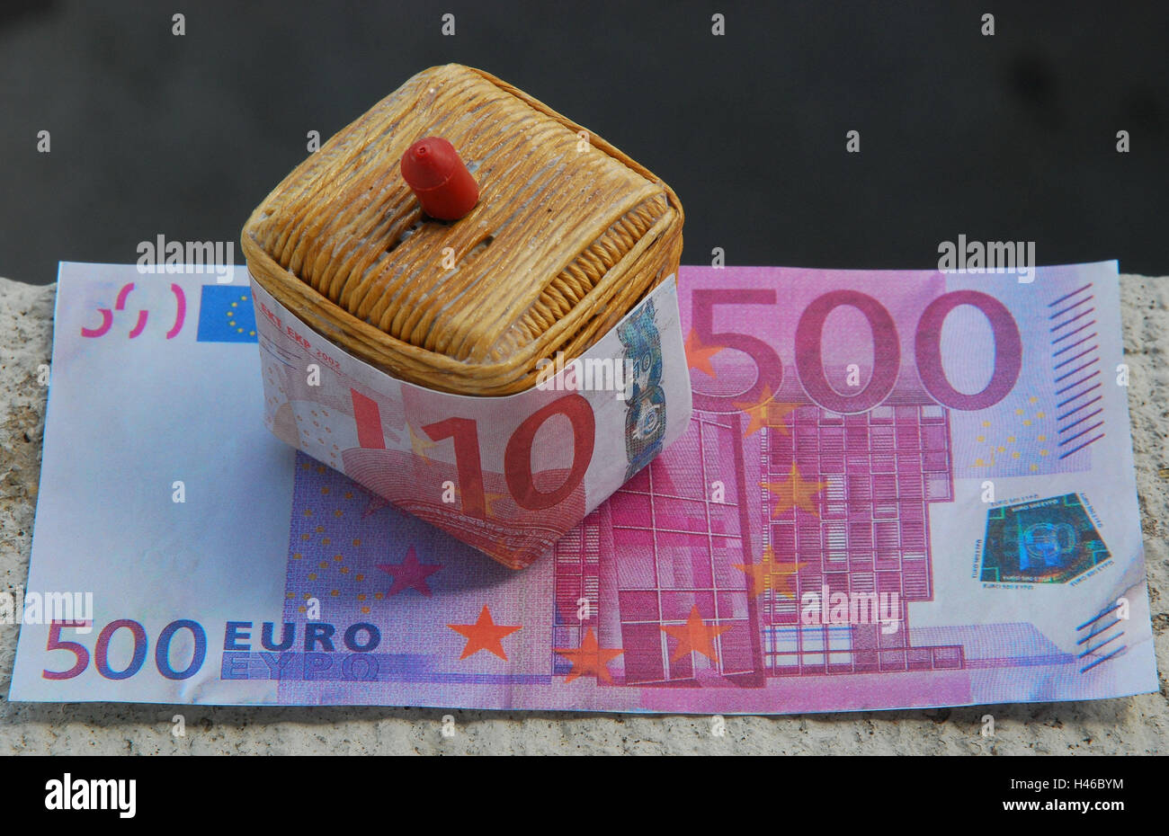 Euronotes, cannon cracker, currency, euro, banknotes, explosive ...