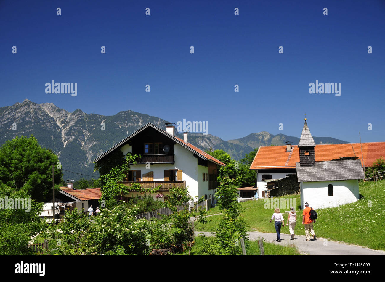 Germany, Bavaria, Garmisch-Partenkirchen, grass corner, wanderer ...