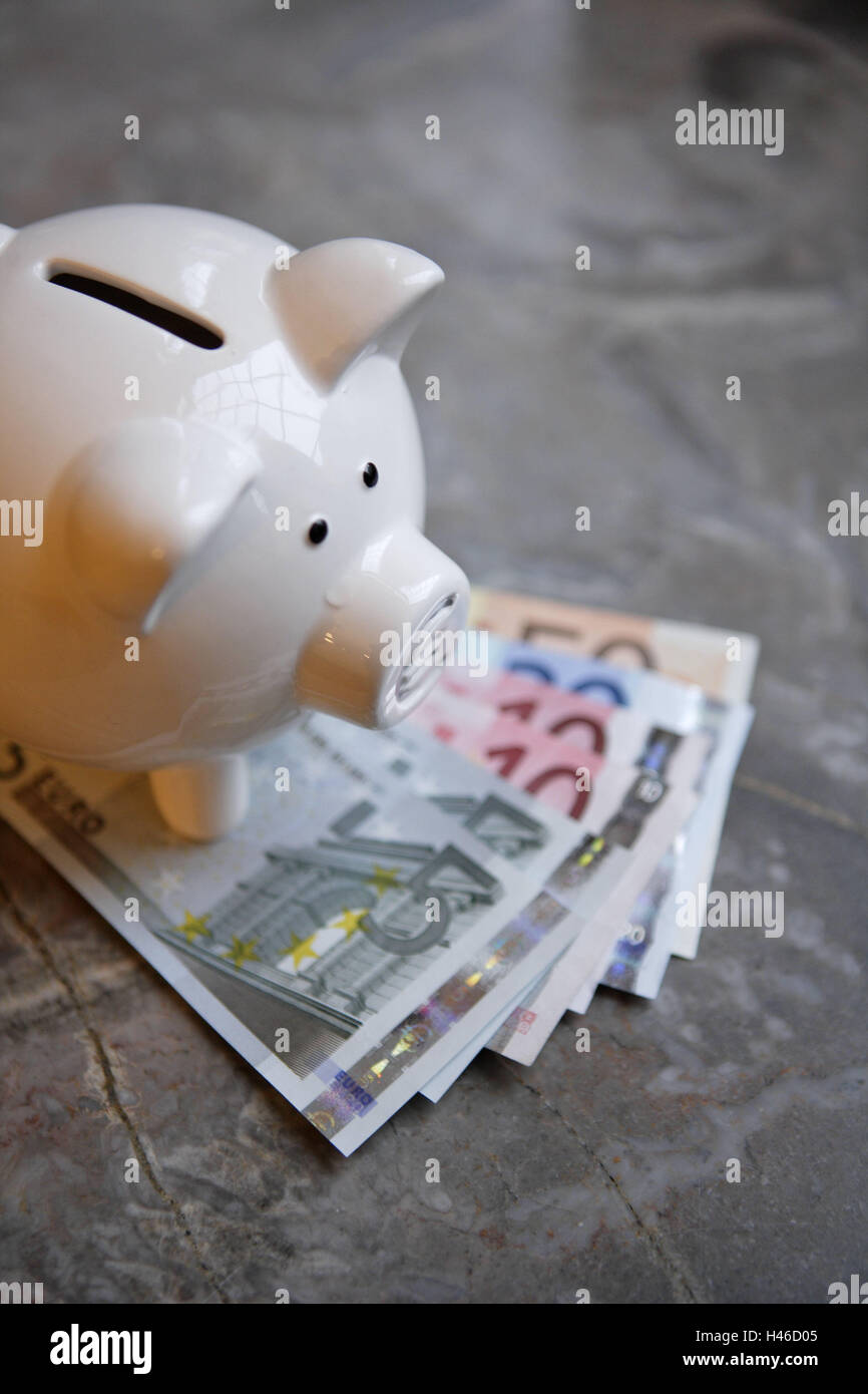 Pig money save hi-res stock photography and images - Alamy