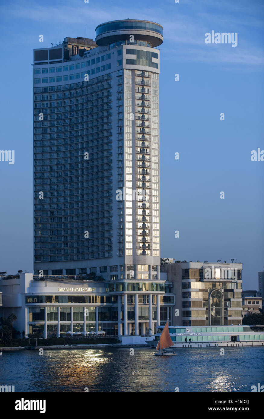 Grand hyatt cairo hi-res stock photography and images - Alamy
