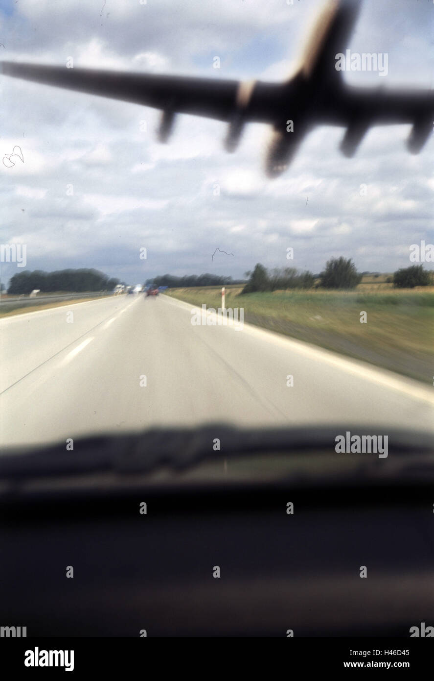 On the freeway, recording with more antique 6x9 bellows camera, infers ...