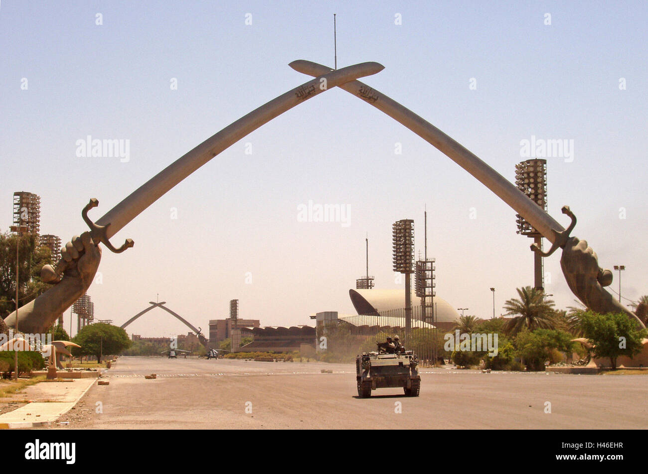 Huge swords High Resolution Stock Photography and Images - Alamy