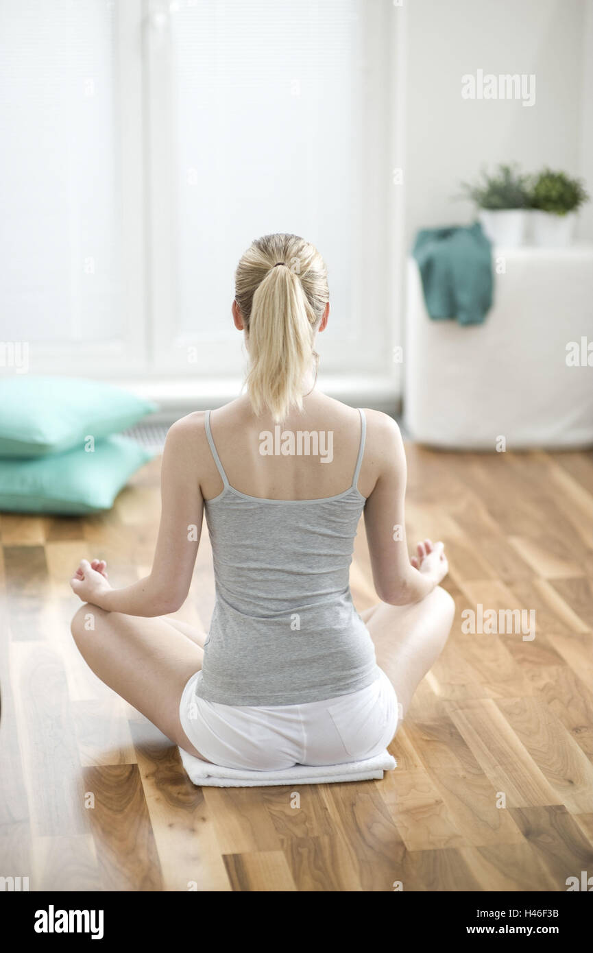 Back view model released inside hi-res stock photography and images - Alamy