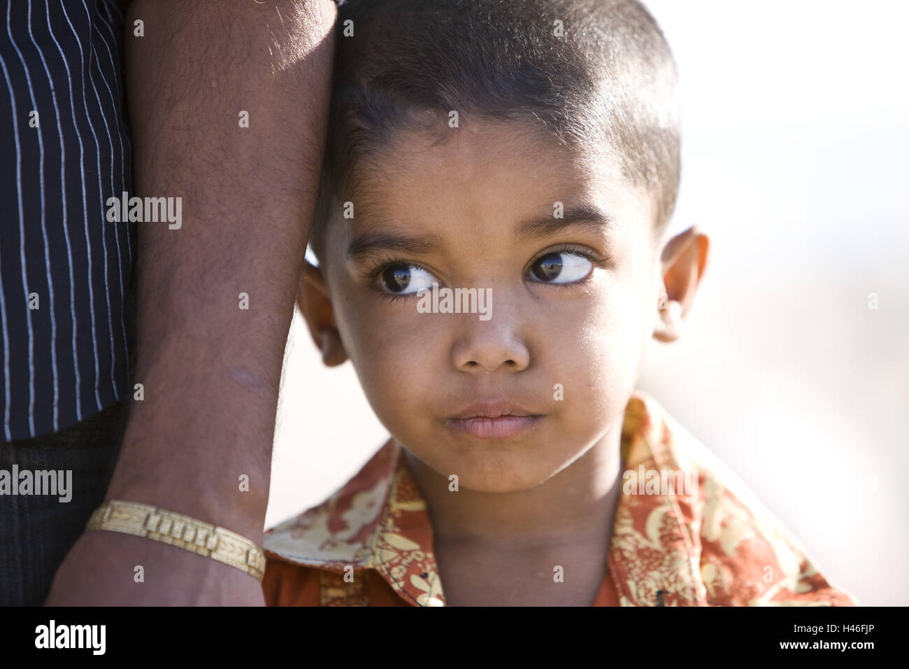 Oman, boy, portrait, cut Stock Photo - Alamy