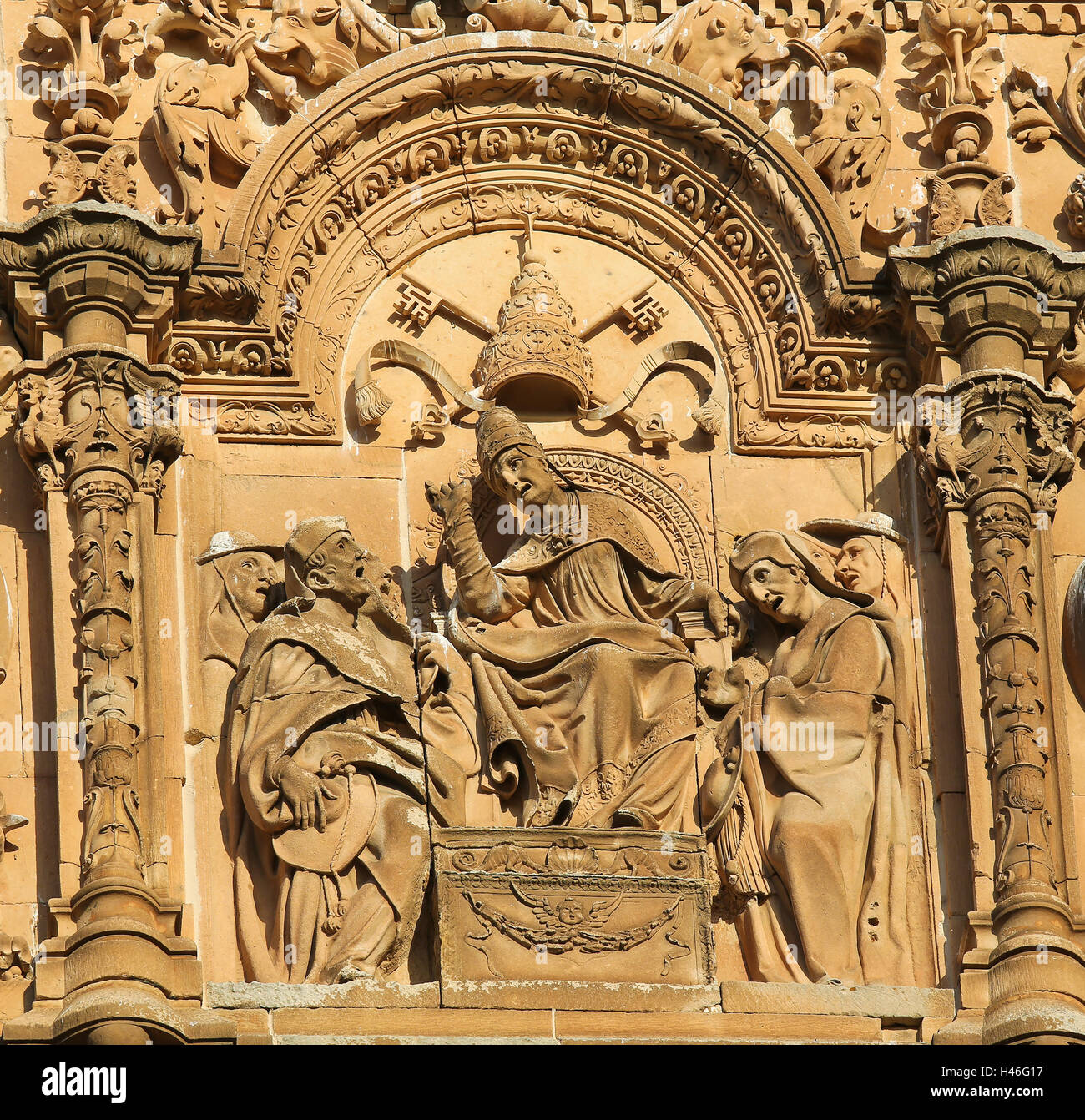 Plateresque architecture hi-res stock photography and images - Alamy