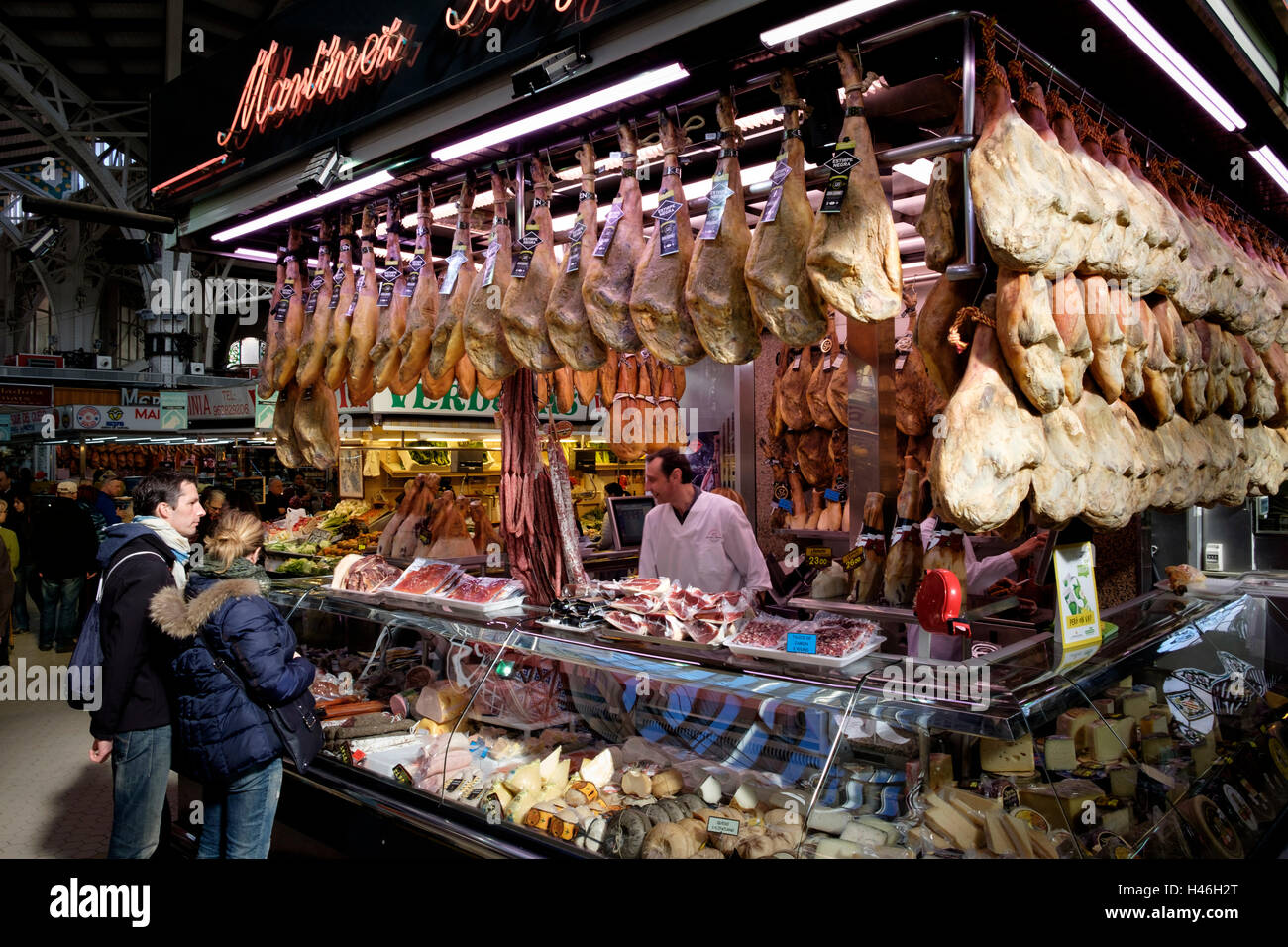 Meat stall in the indoor Central Market in Valencia Stock Photo - Alamy