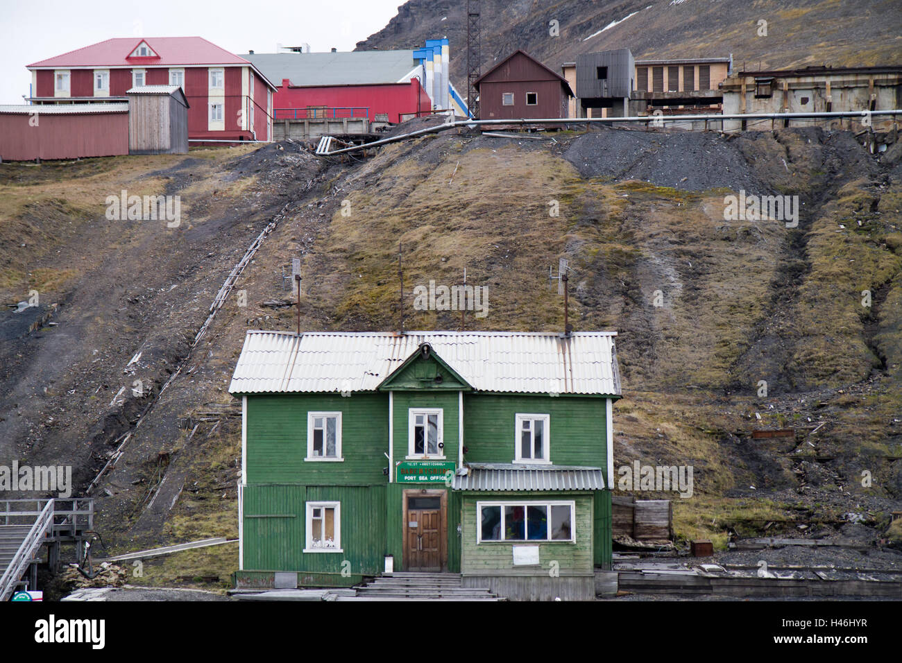 landscape of svalbard during the summer season Stock Photo - Alamy