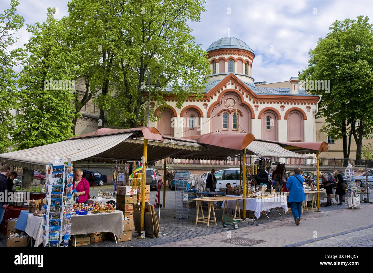 Lithuania, Vilnius, old town, tourist market, Pilies Gatve, St Michael ...