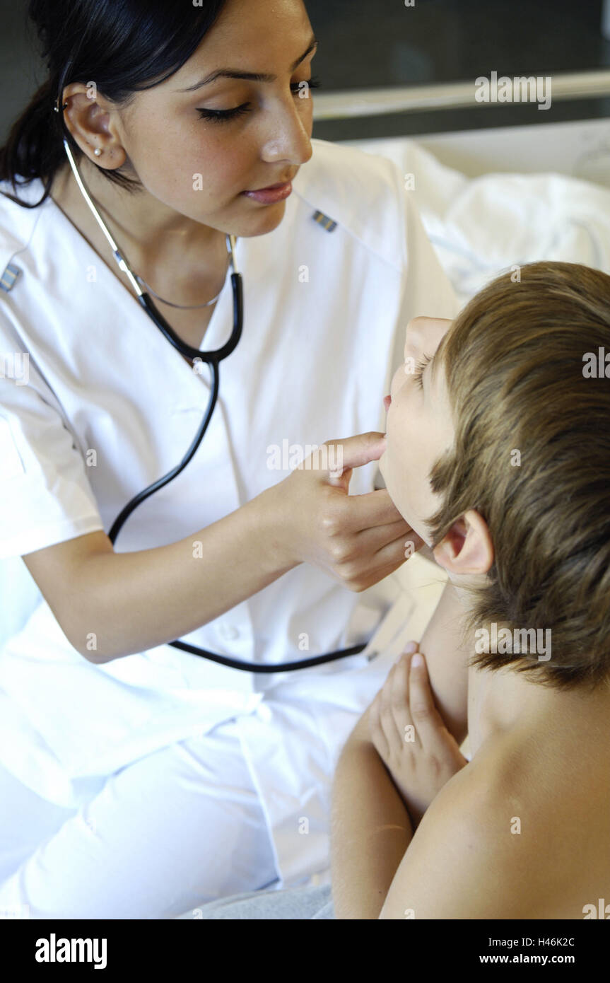Hospital, nurse, patient, examination Stock Photo - Alamy