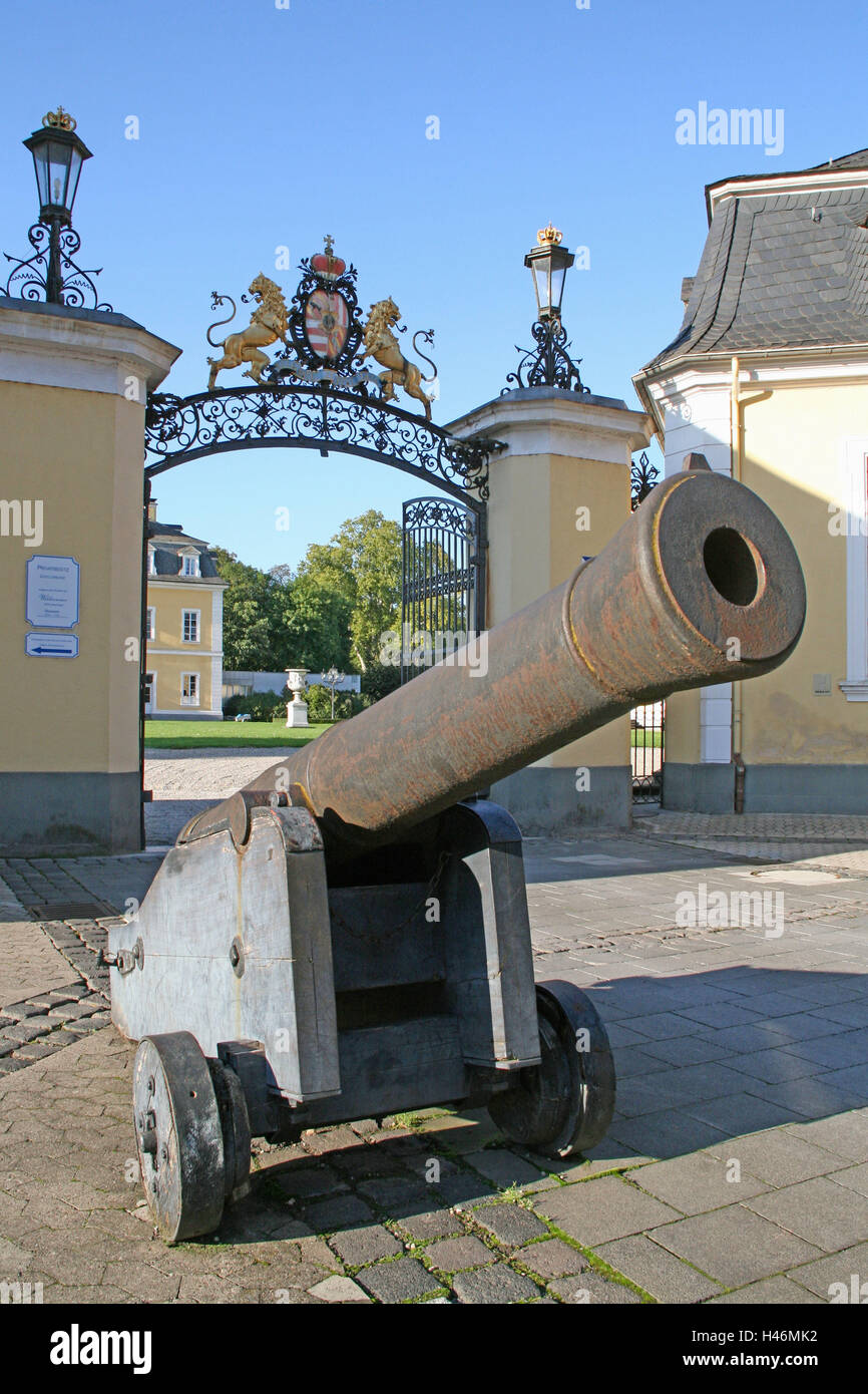 Cannon pipe hi-res stock photography and images - Alamy