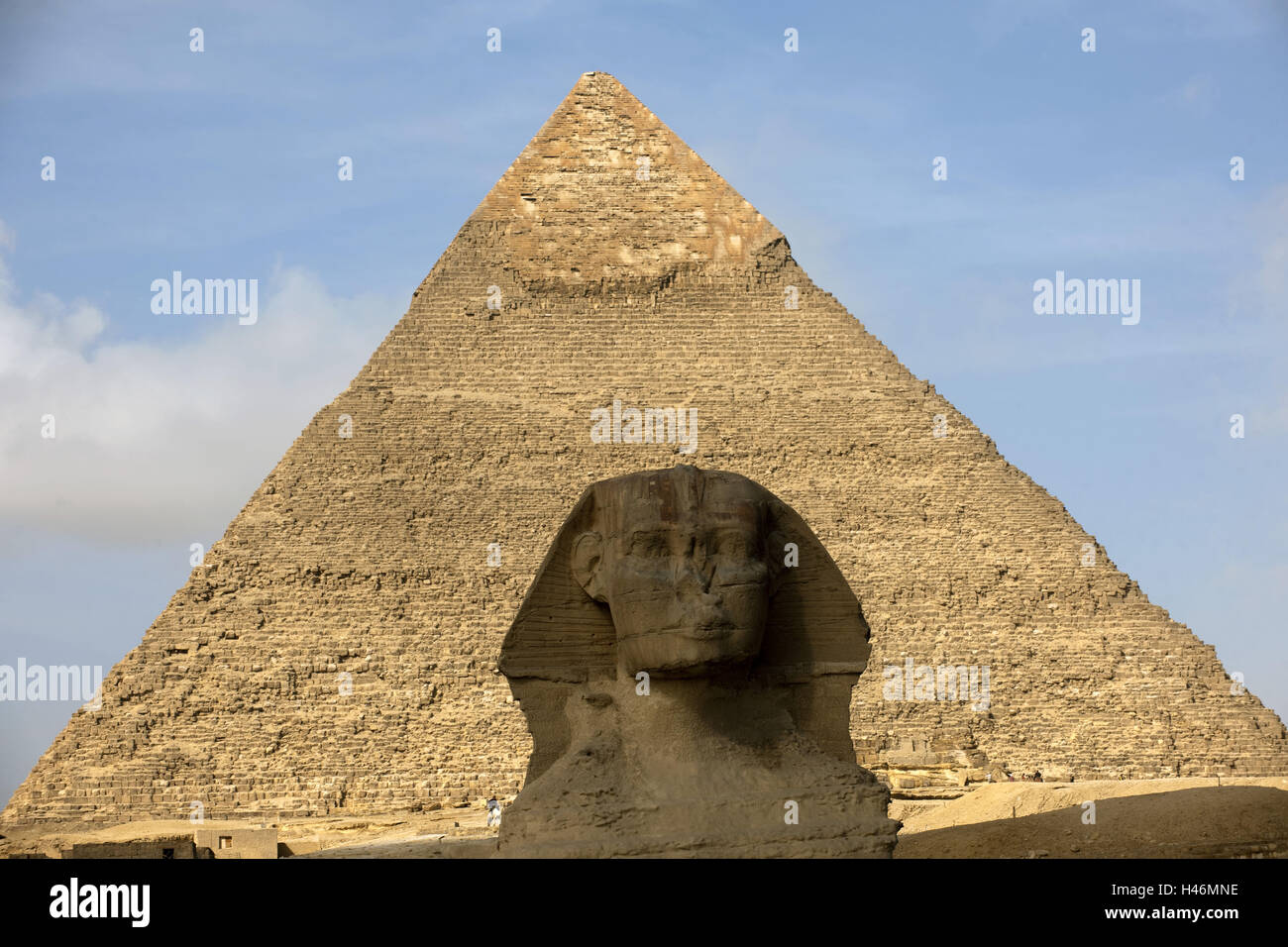Big pyramid hi-res stock photography and images - Alamy