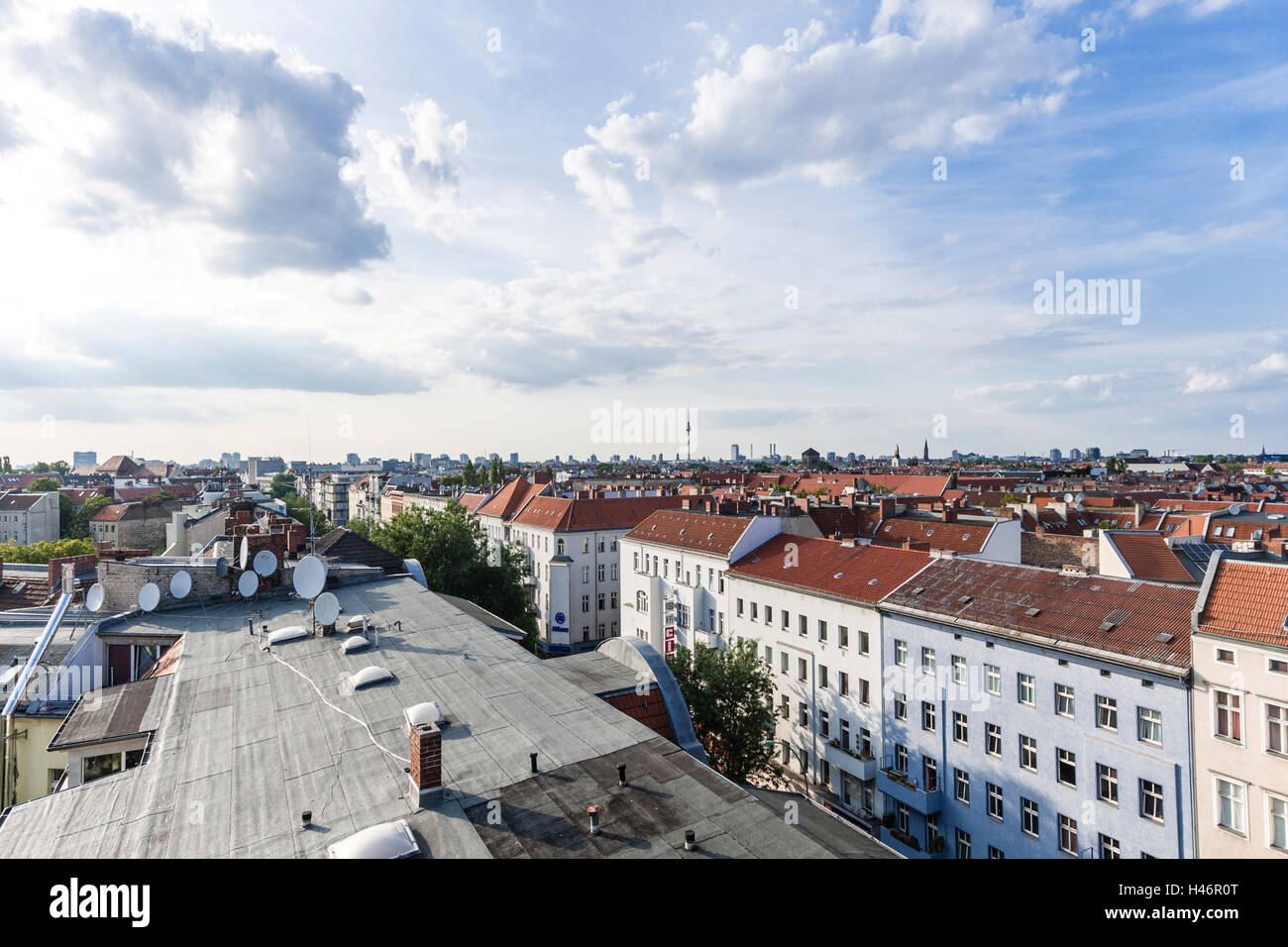 Berlin germany roofs residential buildings hi-res stock photography and ...