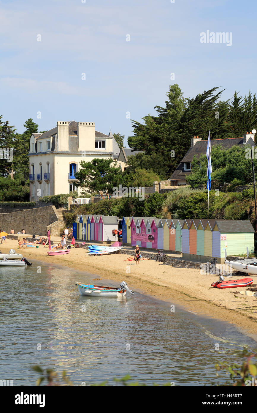 Beach at high tide with beach huts and catamarans, Le Lerio, Ile aux ...