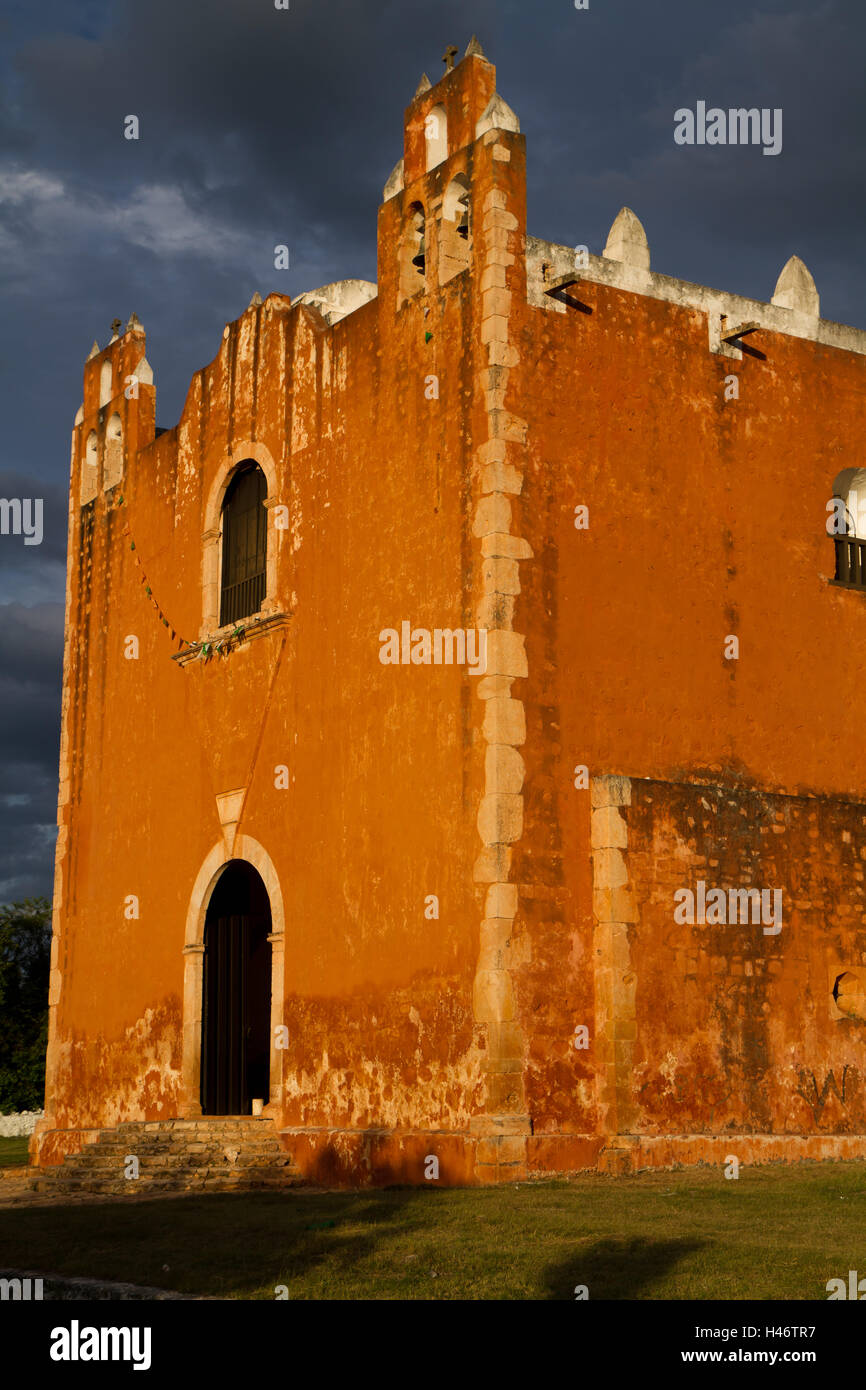 typical colonial church in south mexico, yucatan Stock Photo - Alamy
