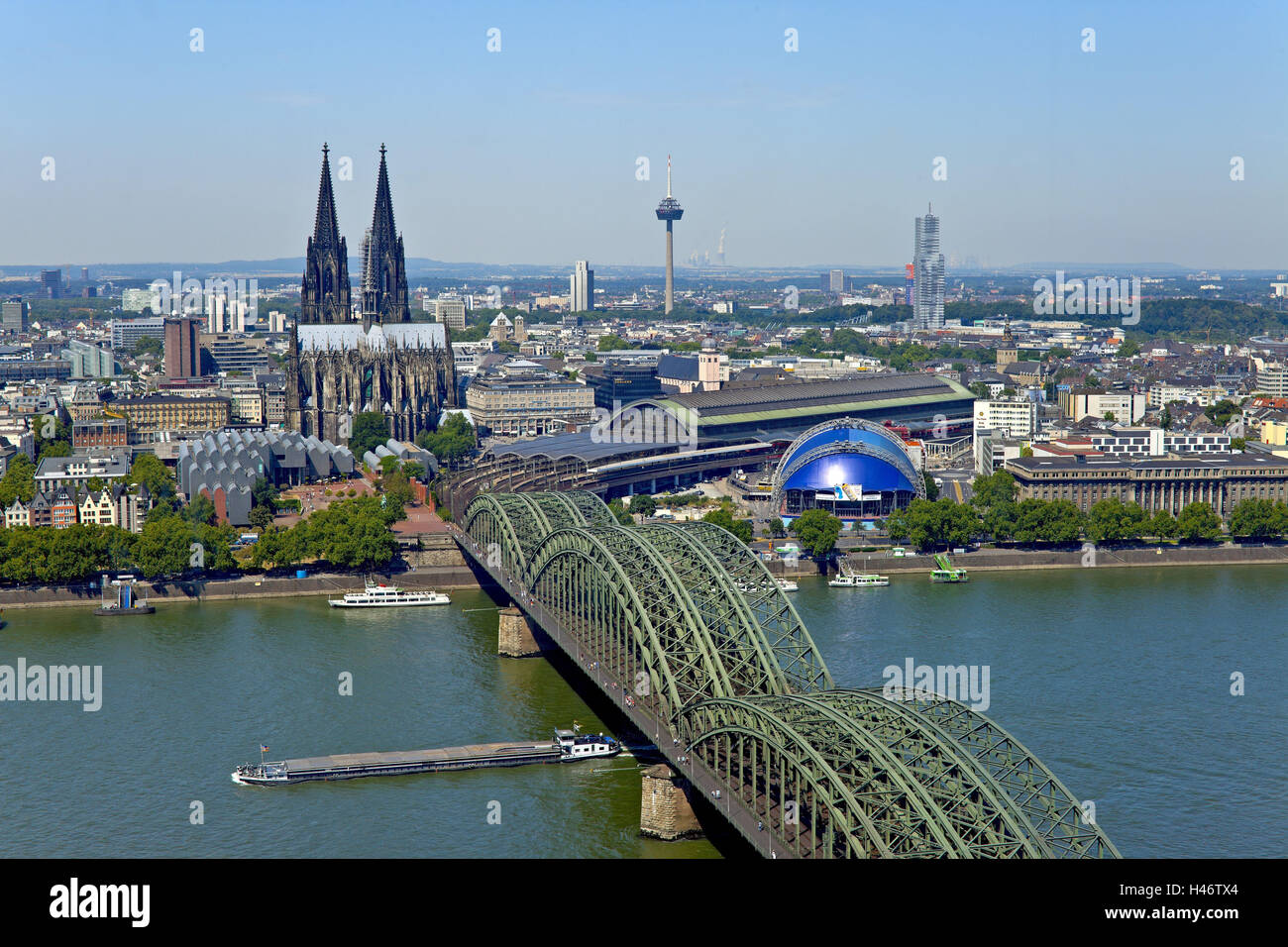 Cologne overview hi-res stock photography and images - Alamy