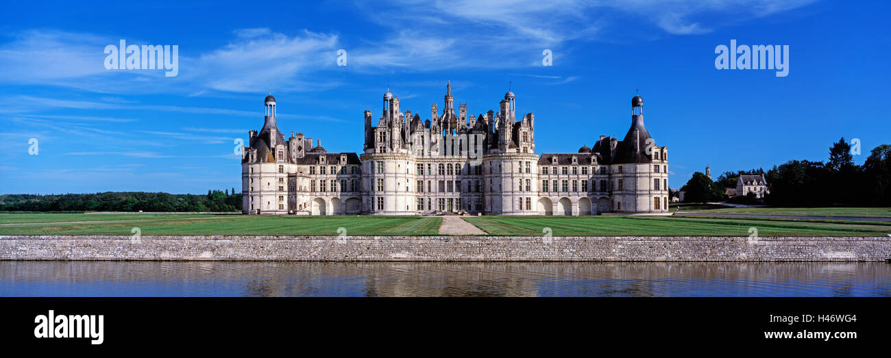 Chateau de Chambord, Chambord, France Stock Photo - Alamy