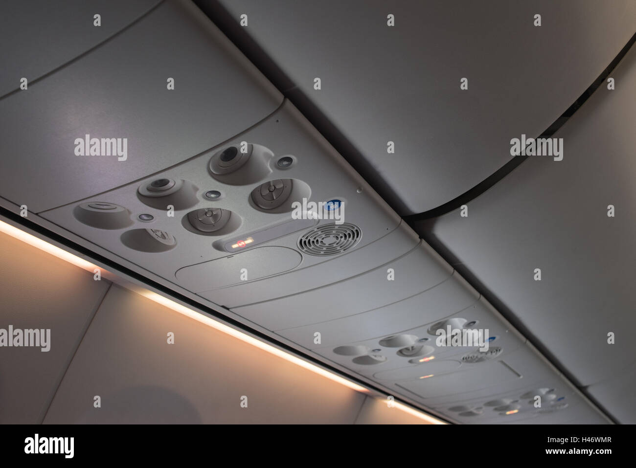 Commercial aircraft overhead console hi-res stock photography and ...