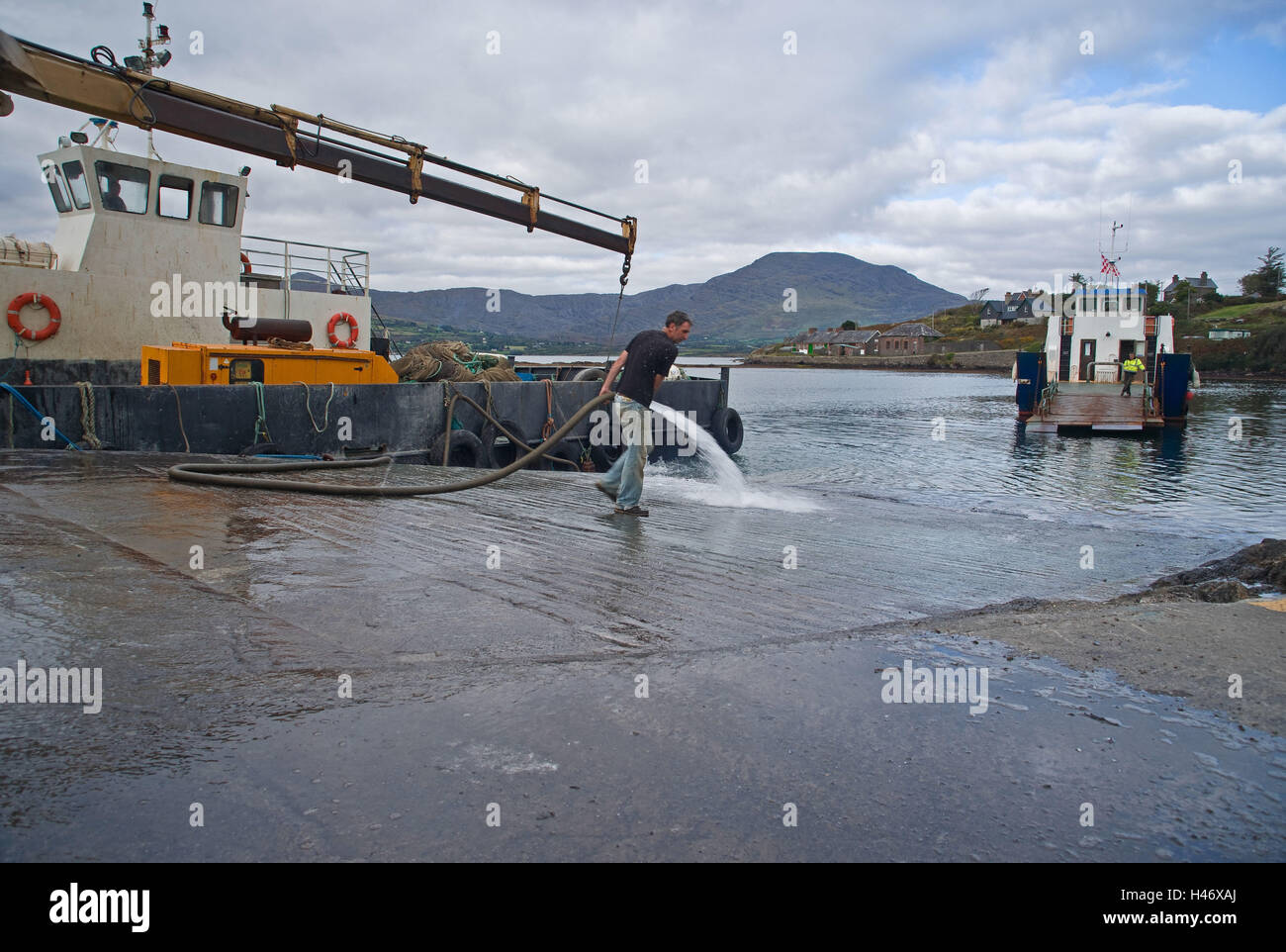 Ireland, Castletownbere, ferry port, worker Stock Photo - Alamy