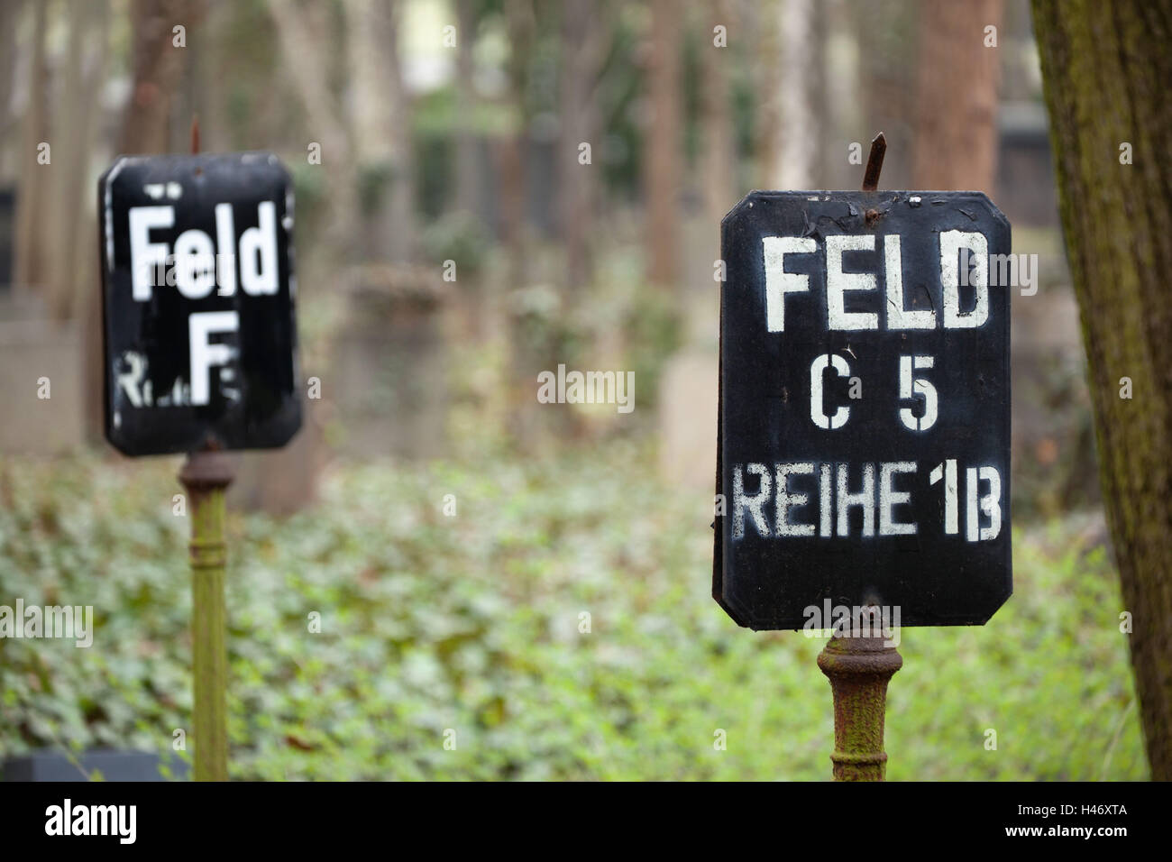 Jewish signs berlin hi-res stock photography and images - Alamy