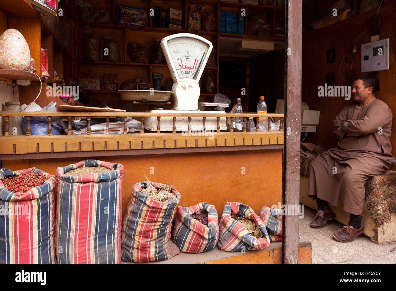 Egypt, Cairo, Islamic old town, shop Stock Photo - Alamy