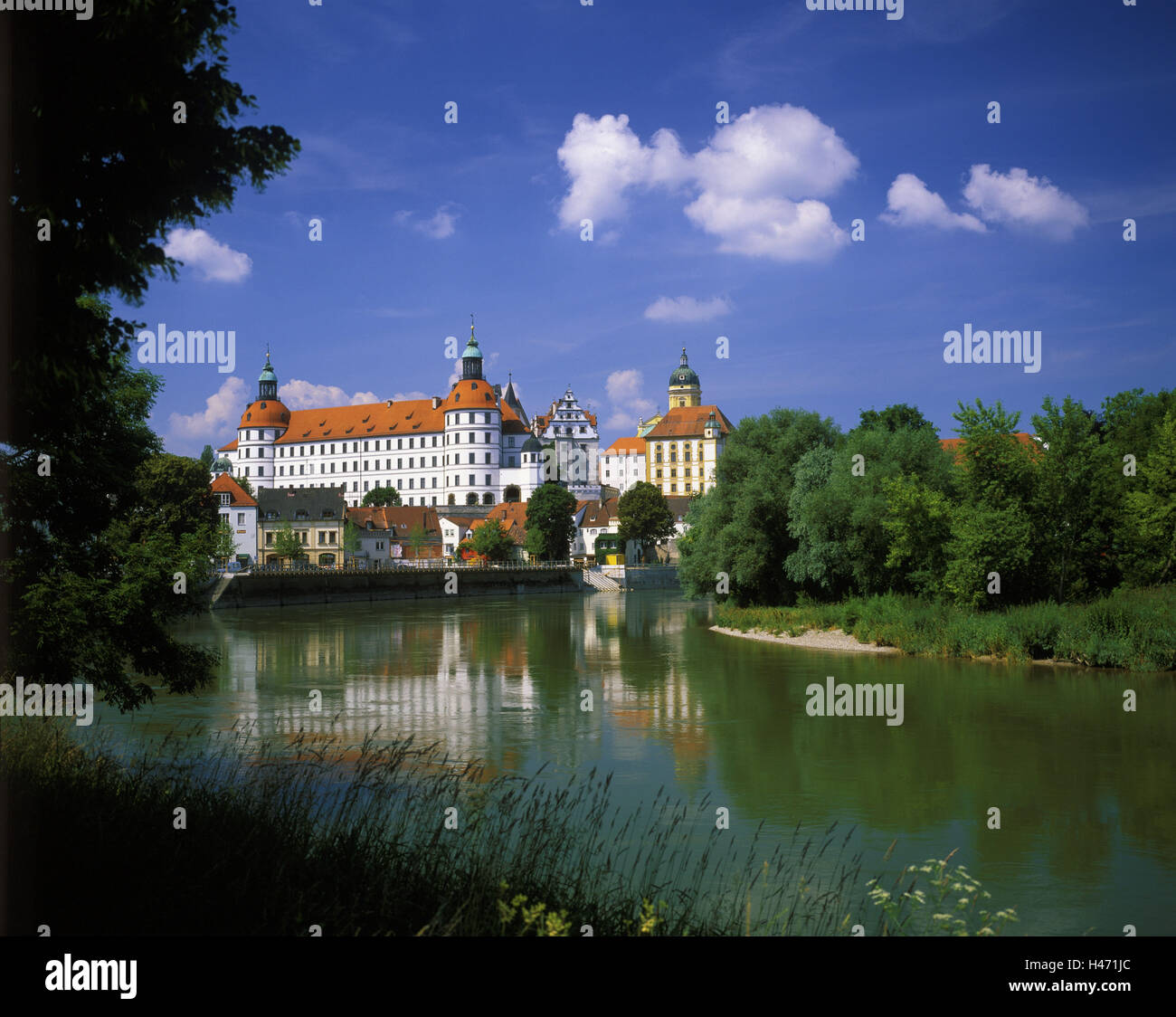Germany, Bavaria, the Danube, new castle on the Danube, the Danube with ...