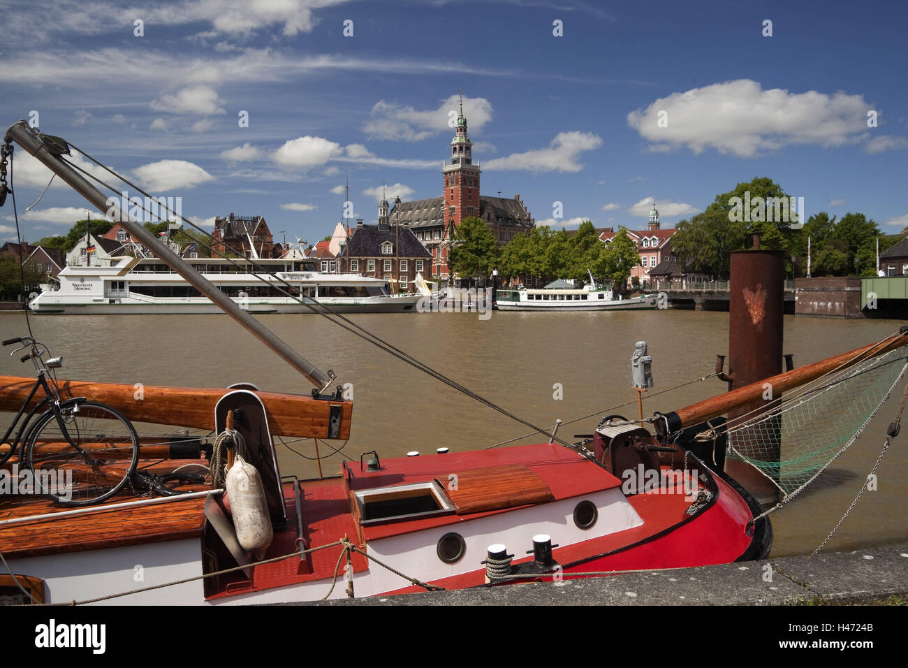 Germany, Lower Saxony, Leer (town), harbour, ships, city hall Stock ...