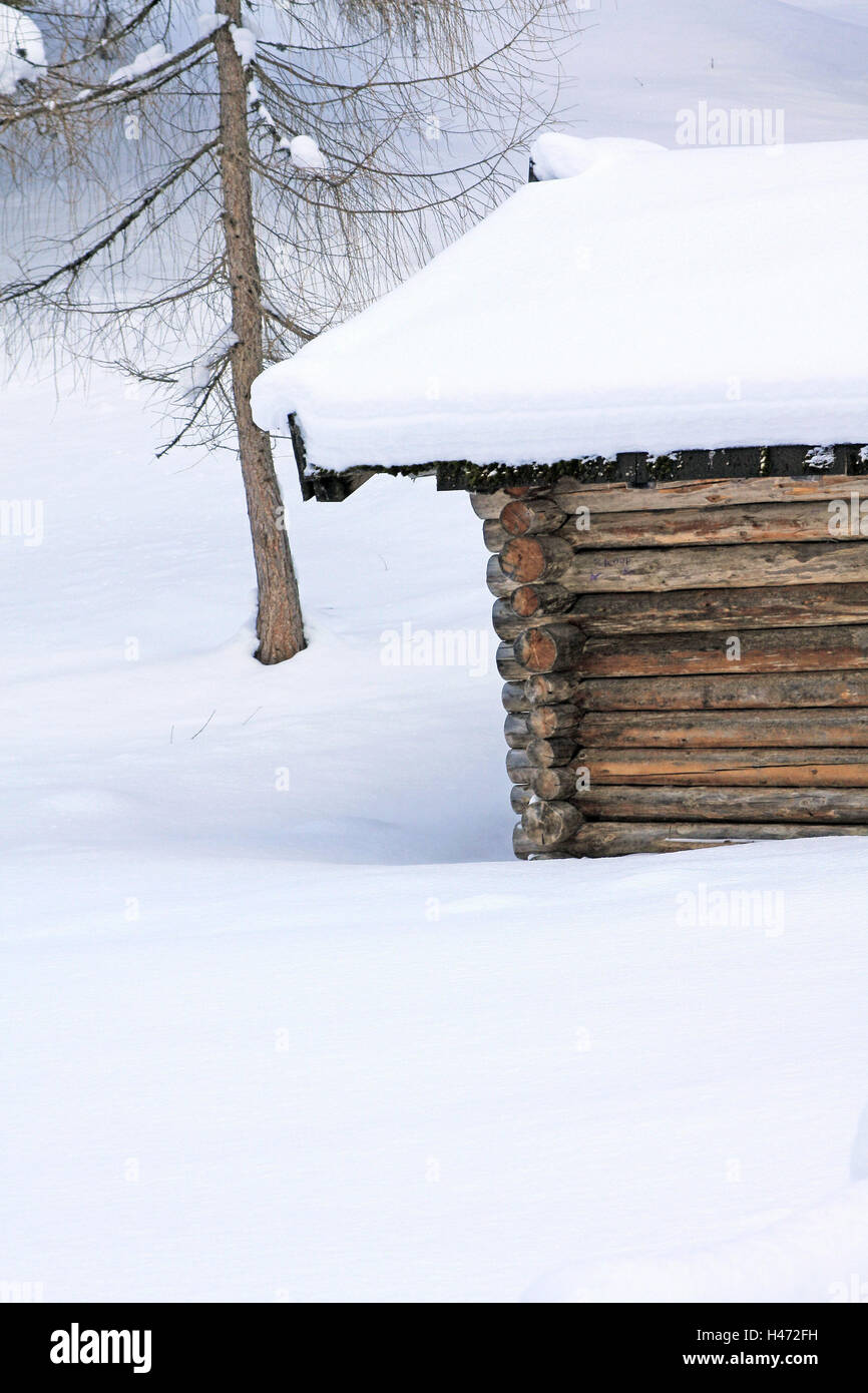 Wood beam chalet hi-res stock photography and images - Alamy