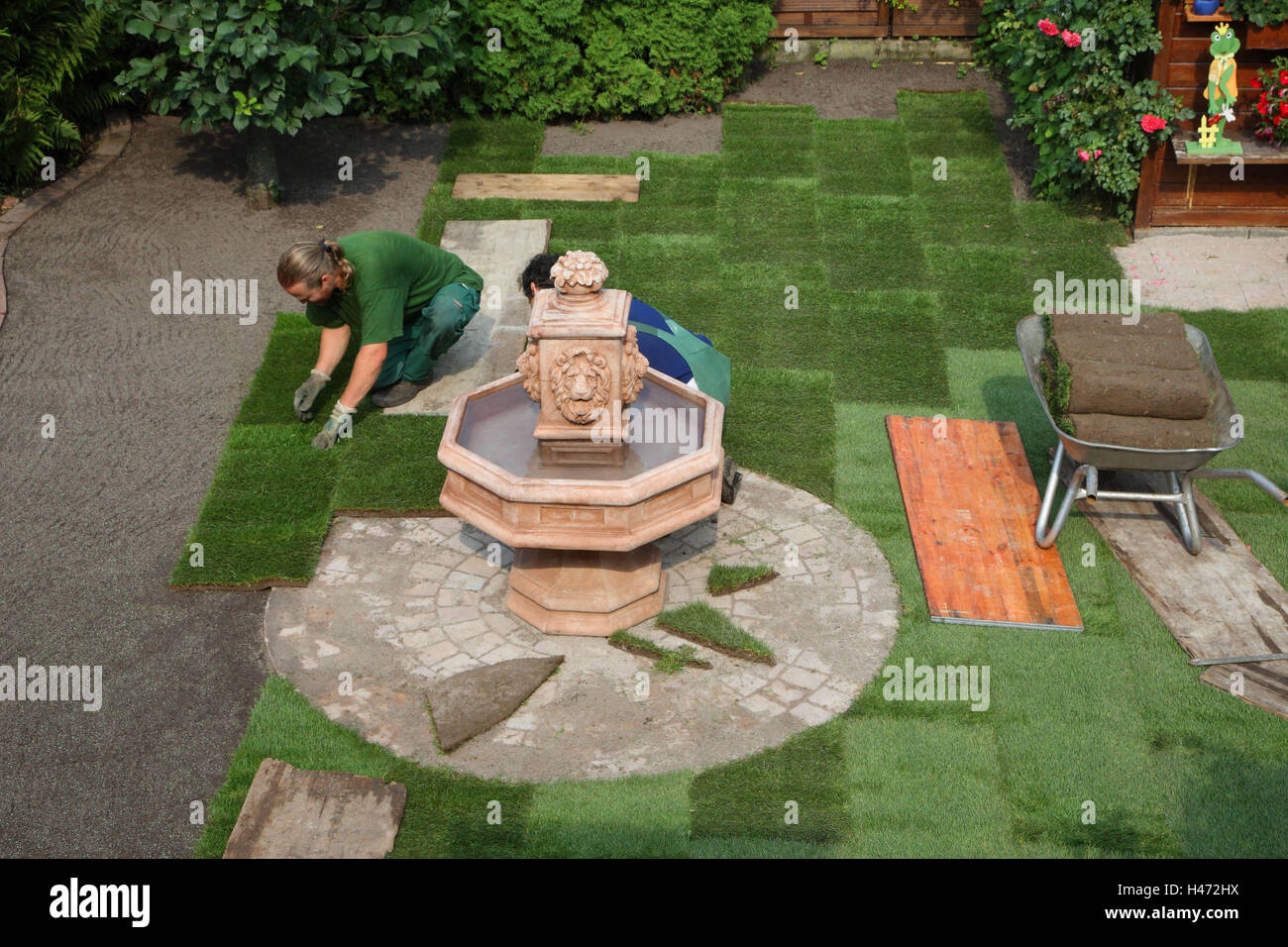 Turf rolling hi-res stock photography and images - Alamy