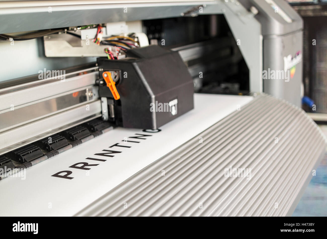 High quality outdoor ecosolvent printer Stock Photo - Alamy