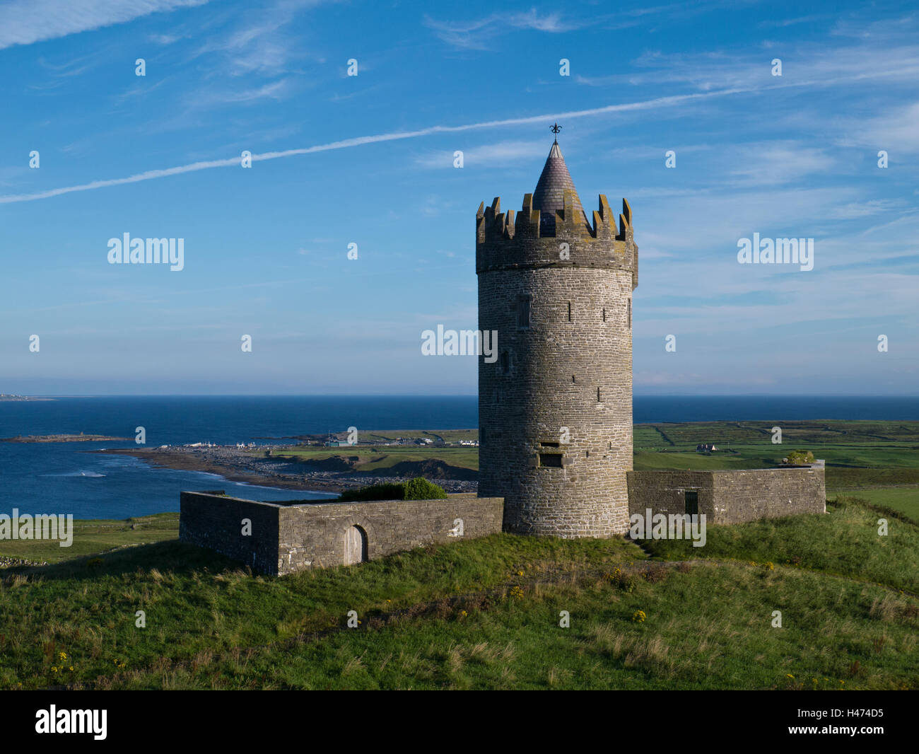 Doonagore Castle, Doolin Stock Photo - Alamy