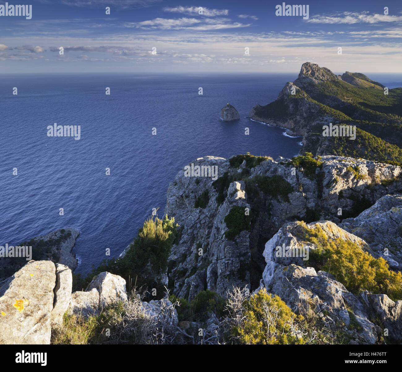 Spain, Majorca, Formentor peninsula, rock, the Mediterranean Sea Stock ...