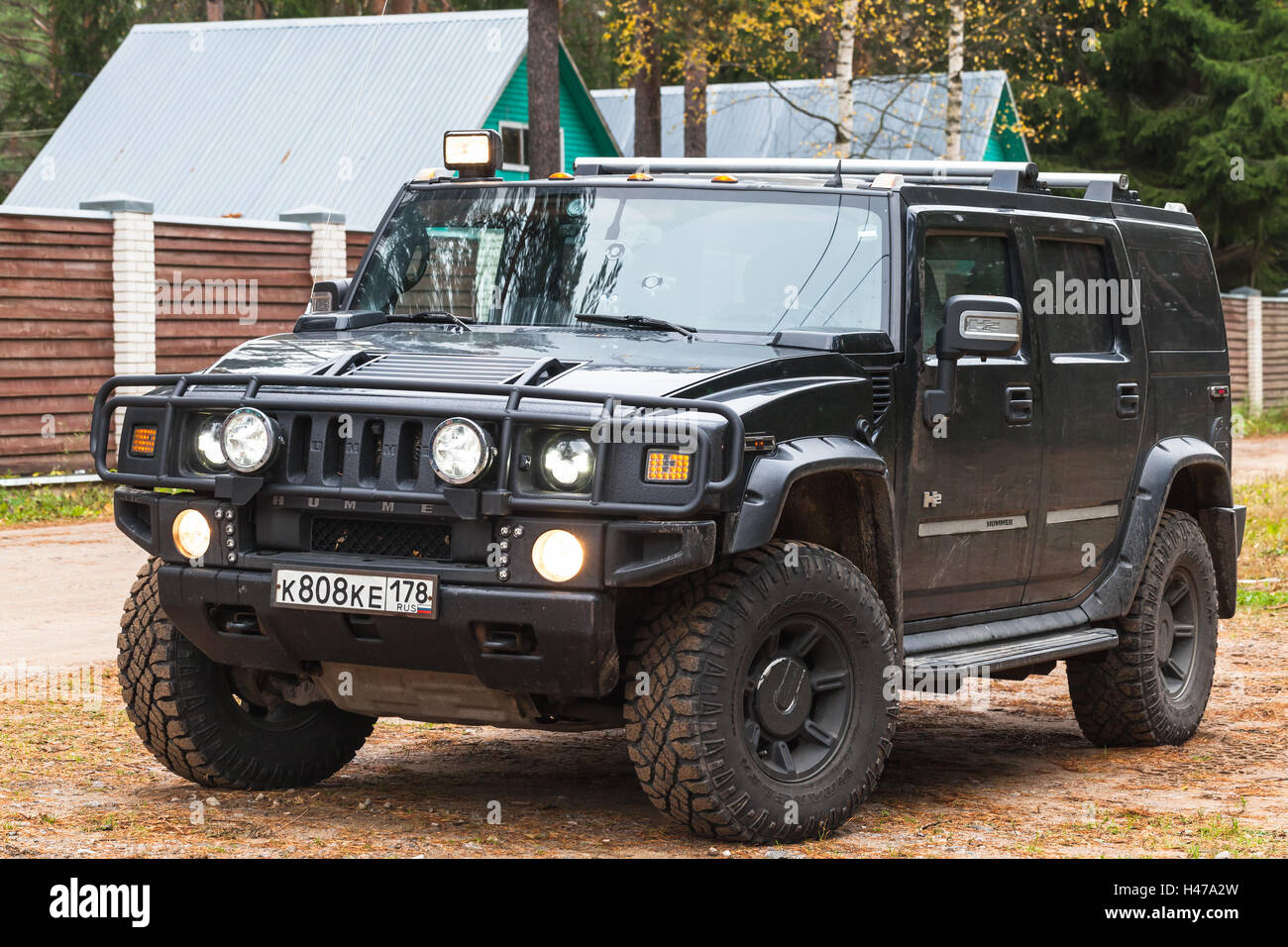 Big hummer hi-res stock photography and images - Alamy