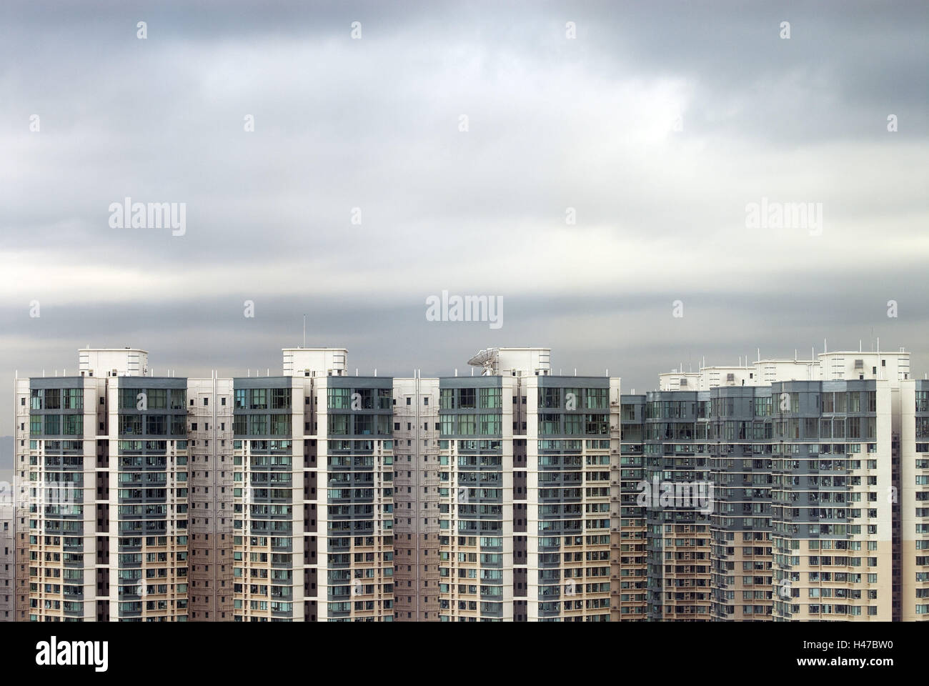Facades, skyscrapers, heavens, clouds, China, Hong Kong Stock Photo - Alamy