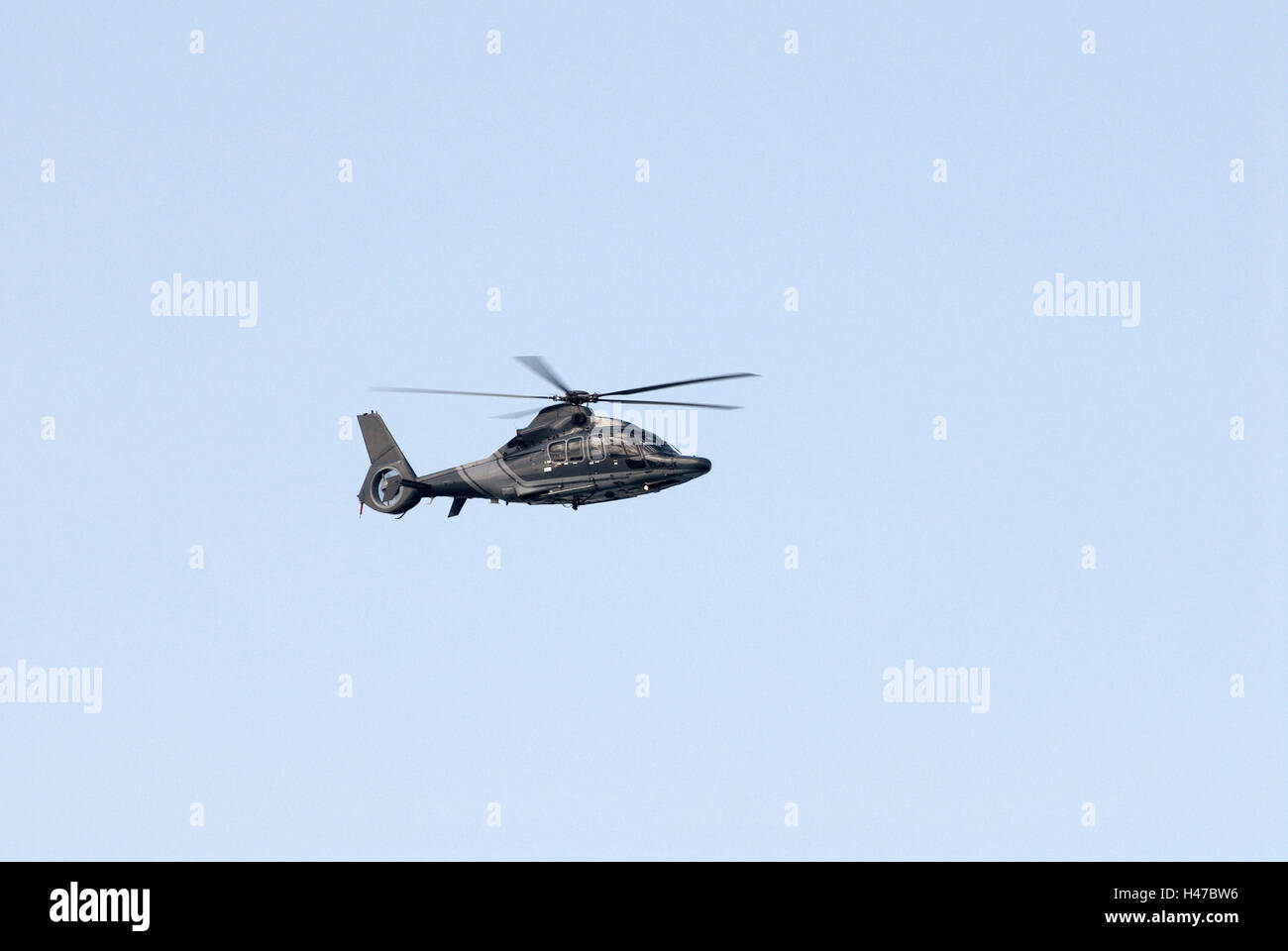 Helicopter, overhung, helicopter, rotors, heavens, blue Stock Photo - Alamy