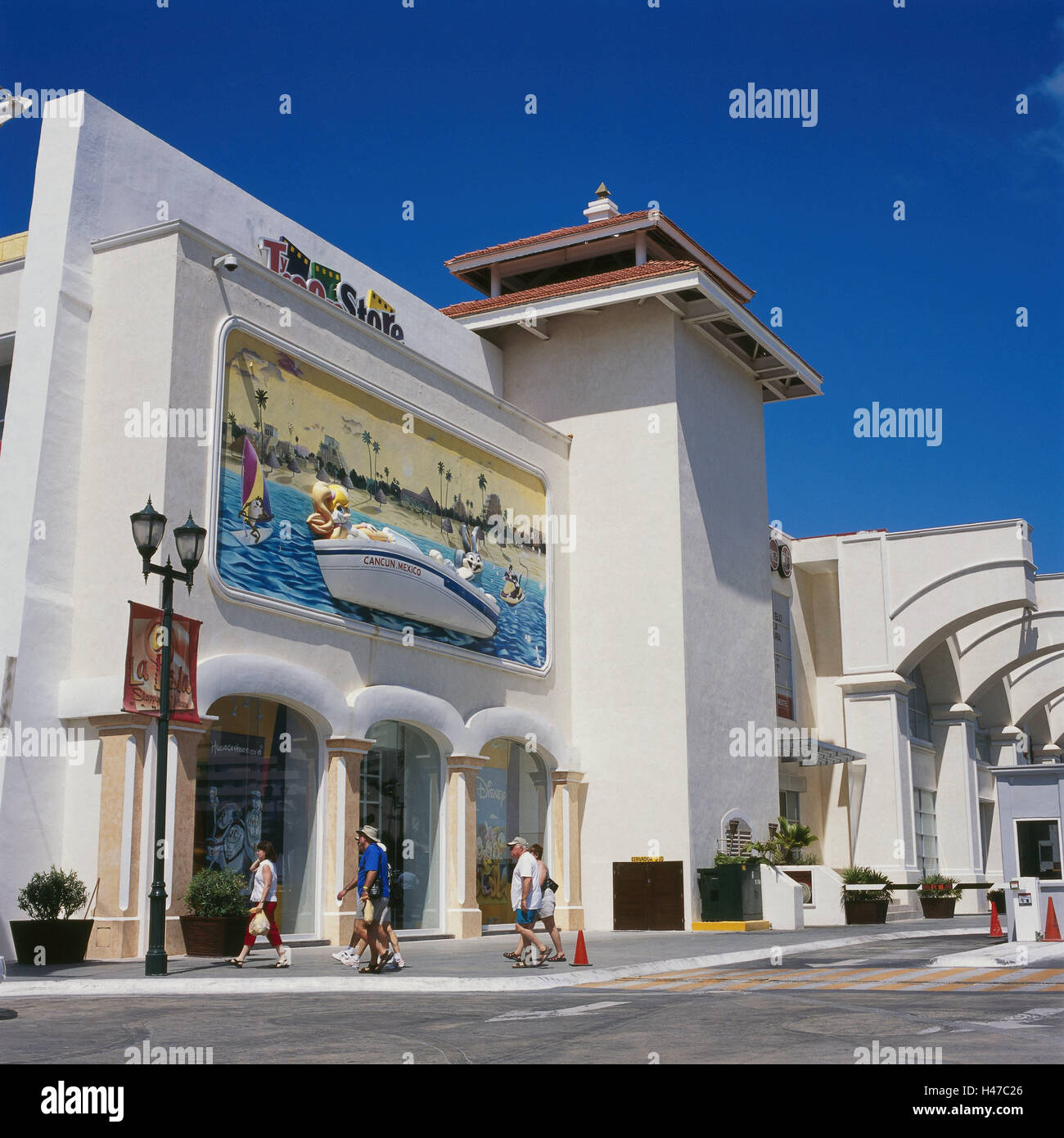 Mexico, Quintana Roo, Cancun, La Isla Mall, tourist, Central America ...