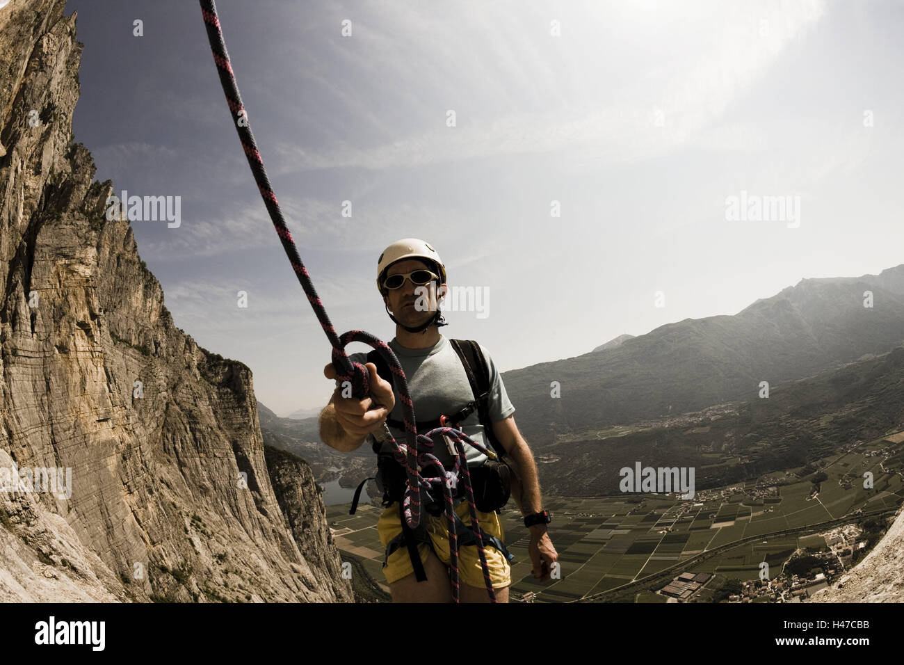 Mountaineers, cliff face, climbing steep path, rock, cliff face ...